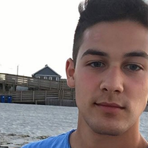 Brett Wargo - Trending Gay, LGBT & Queer Voices