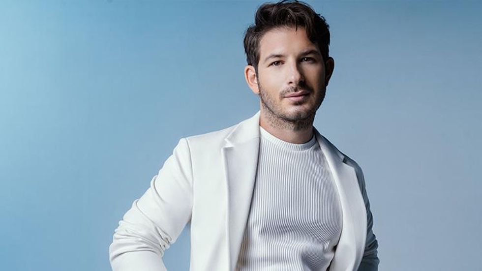 Singer George Perris Comes Out as Gay, Releases New Album ‘No Armor'