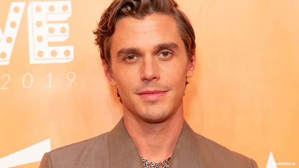 Antoni Porowski Shows off His Sculpted Pecs & Abs to Sell New Book