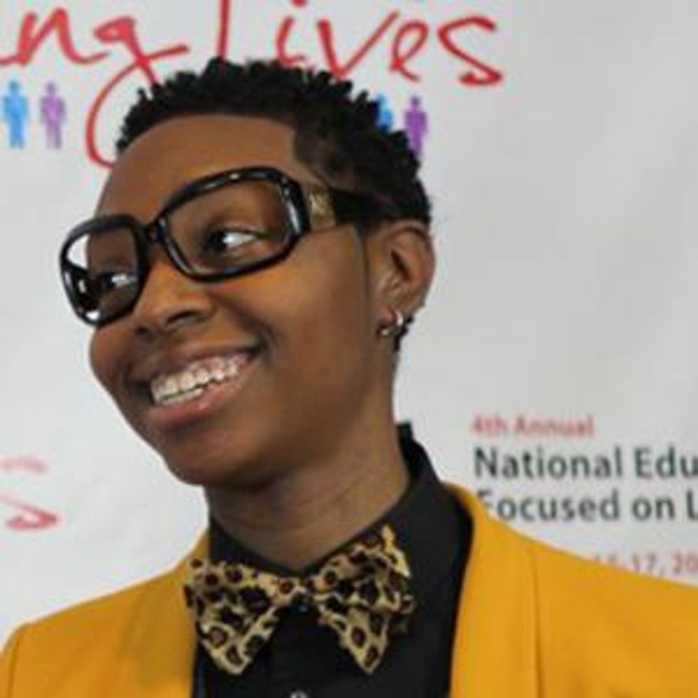 Exclusive Video: De'Borah Performs Original Song, 'Ambition'