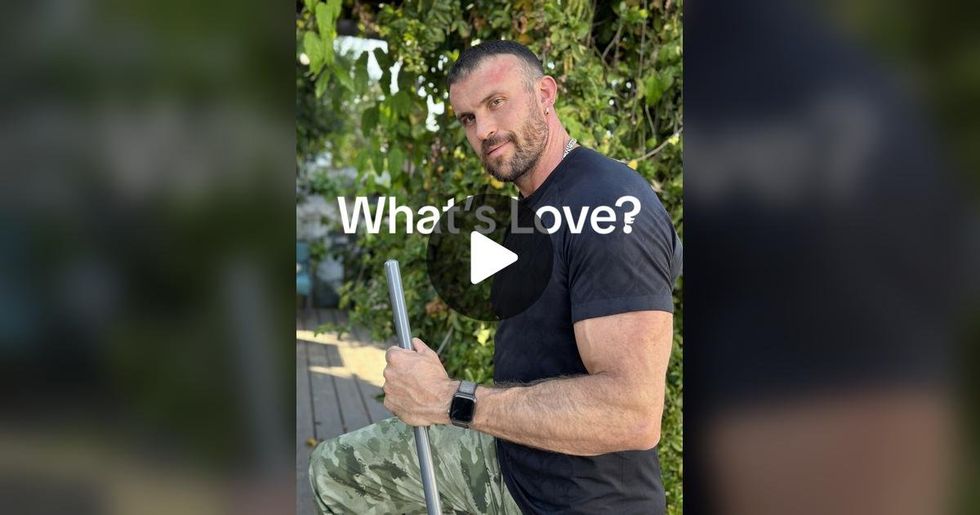 OF stars share group workout and group kiss