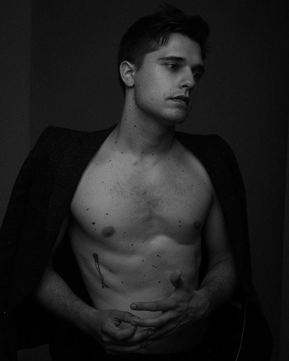 7 Stunning Portraits of Andy Mientus by Luke Fontana