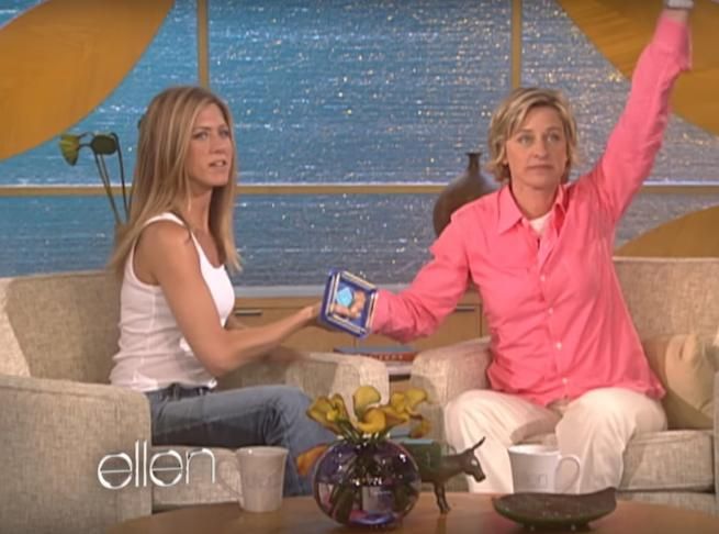 15 Epic Times Ellen DeGeneres Made Us Laugh and Cry During 2,000 ...