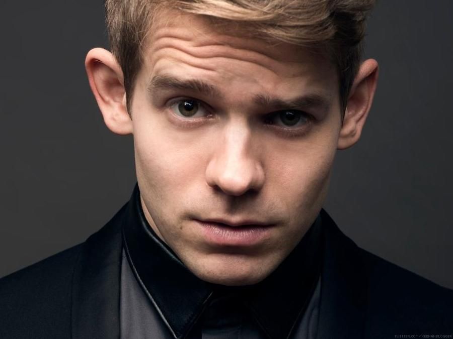 10 Broadway Hunks Who'll Make You Want to See More Theater