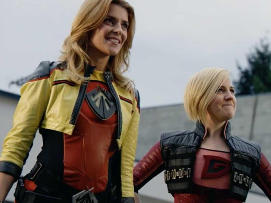 10 Things We Love About the Brand New Electra Woman and Dyna Girl Trailer