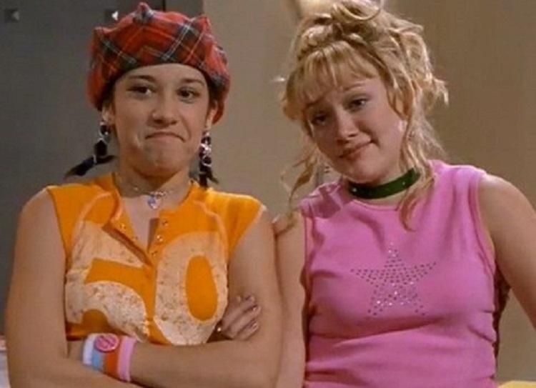 10 Early 2000s High School Fashion Trends We Actually Thought Were Cool