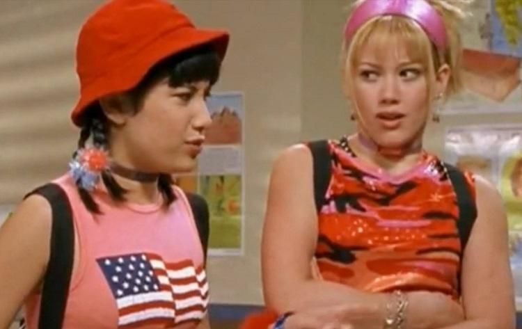 10 Early 2000s High School Fashion Trends We Actually Thought Were Cool