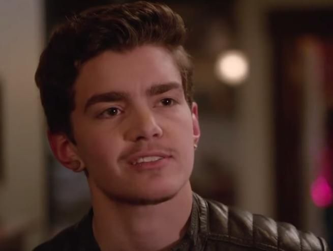 10 (All) of the Trans and Gender Fluid Characters on TV As of this Fall ...