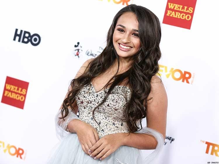 17 Trans Women We Admire in Honor of Transgender Awareness Week