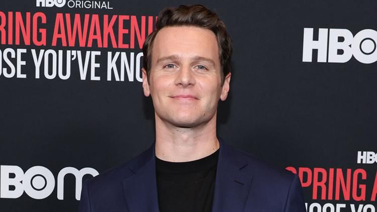 Jonathan Groff Looking Kiss