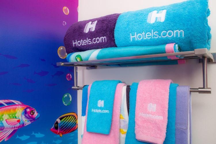 This Lisa Frank Themed Hotel Room Is a '90's Kid Fever Dream